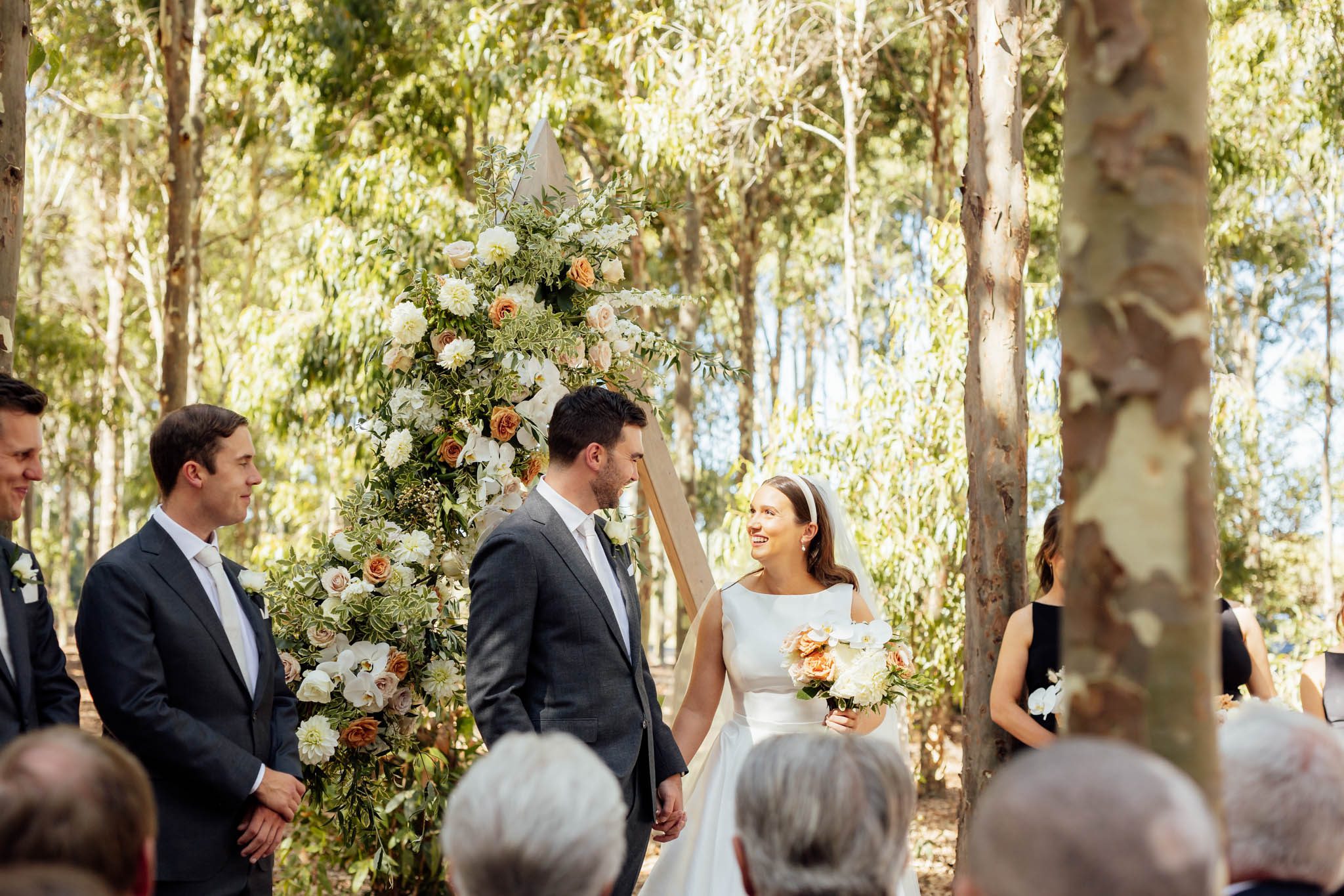 Tess & Mat Sneak Previews - www.wildheartphoto.com.au